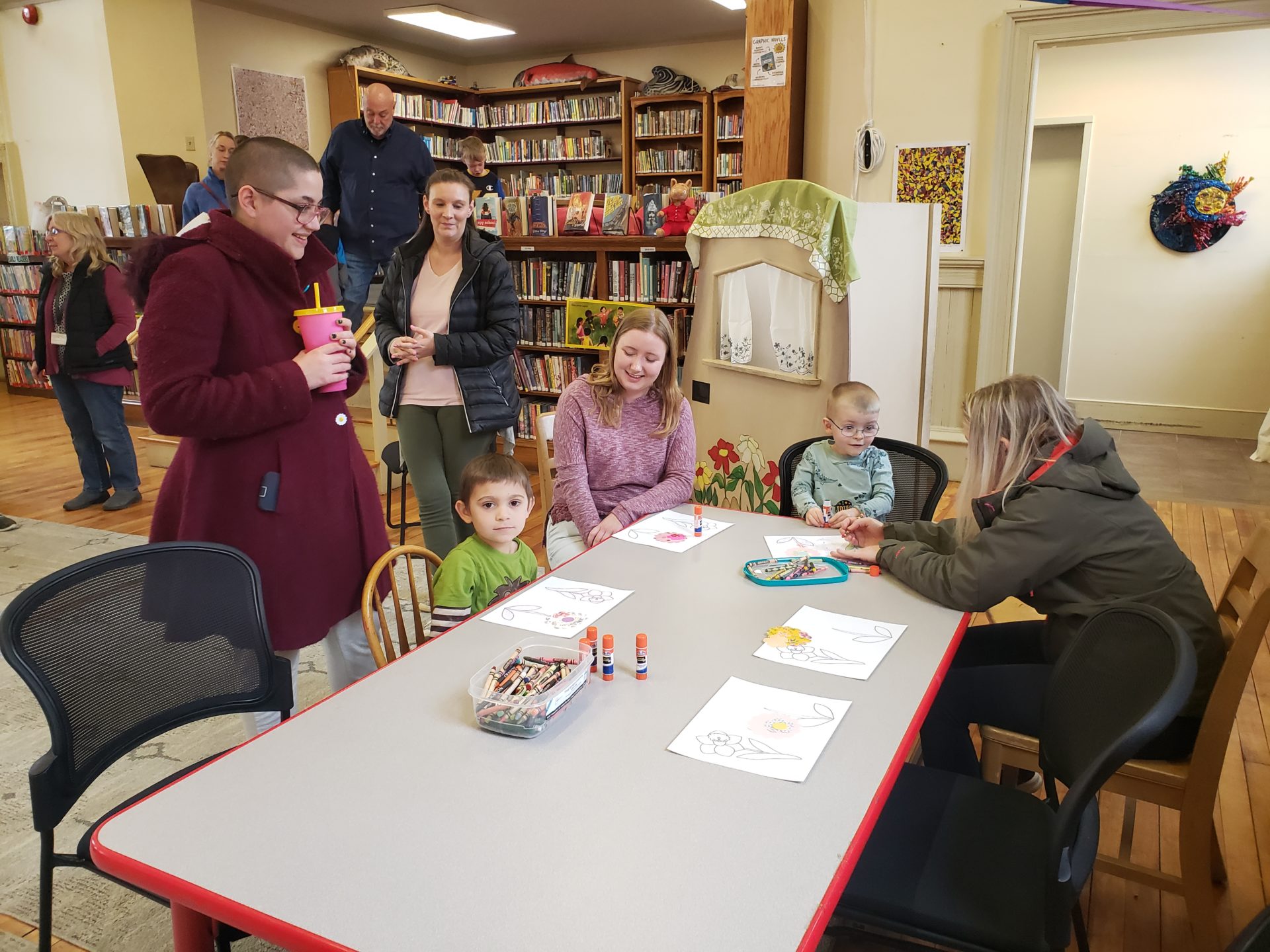 Visiting the Gardiner Public Library - SKCDC